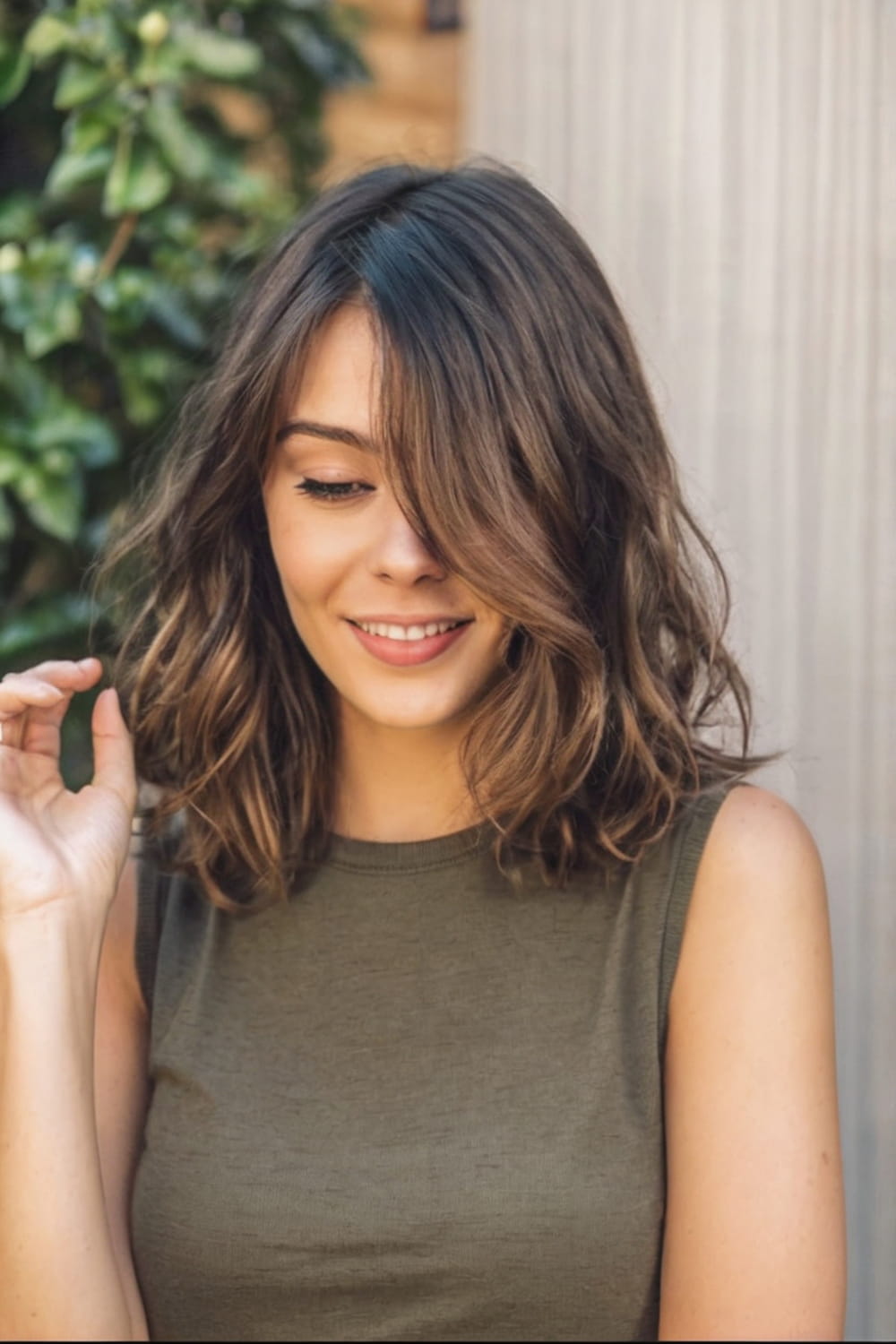 30 Haircuts With Bangs And Layers: The Ultimate Guide to Your Next Hair ...