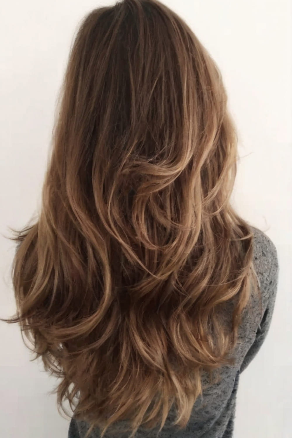 29 Stunning Long Haircuts For Thick Hair You'll Want to Try Now ...