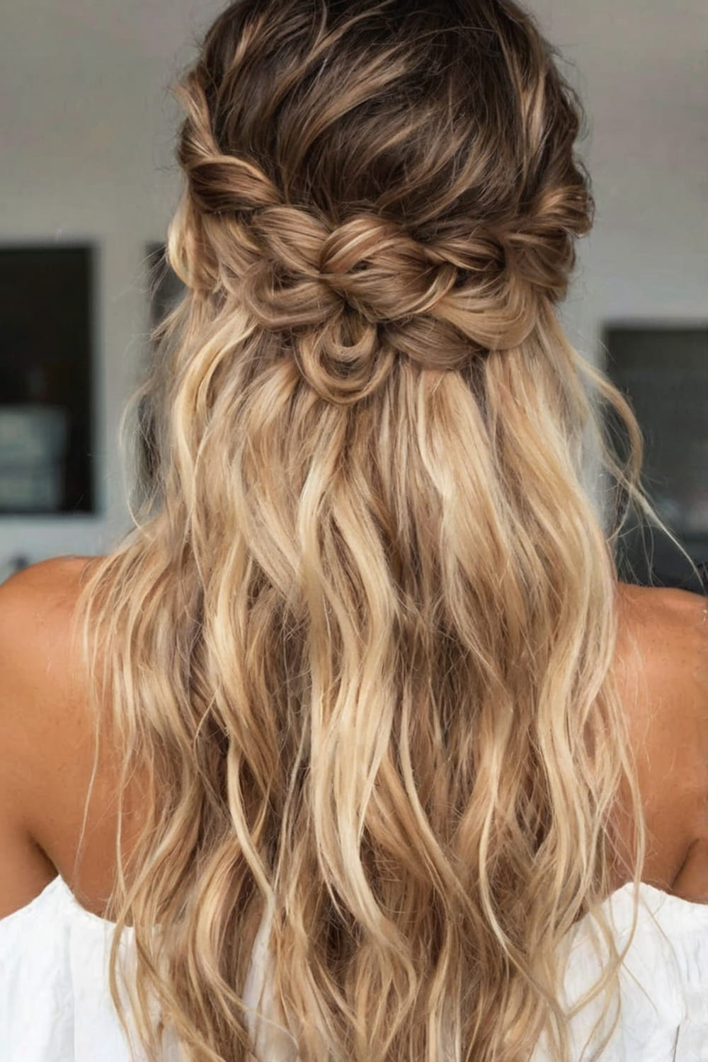Get Inspired: 20 Long Wavy Hairstyles That Will Elevate Your Style ...