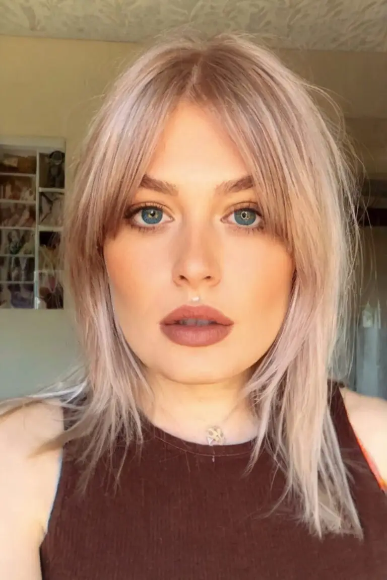 Top 20 Long Layered Haircuts for Thin Hair That Add Volume! - Bangz ...