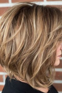 20 Short Layered Hairstyles That Will Elevate Your Style Game - Bangz ...