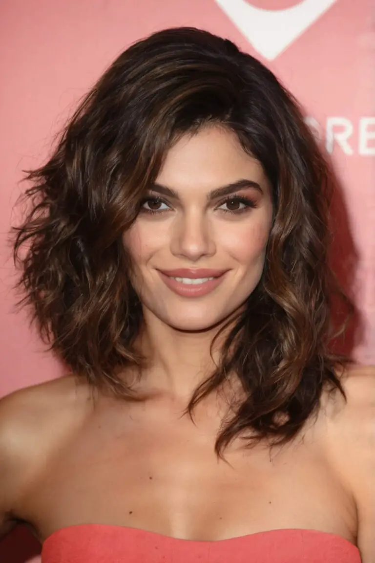 The Ultimate Guide to Long Bob Hairstyles: Find Your Perfect Cut ...