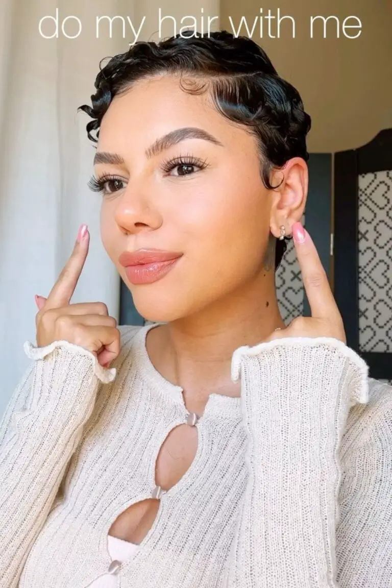 28 Effortless Summer Hairstyles for Short Hair You Need to Try! - Bangz ...