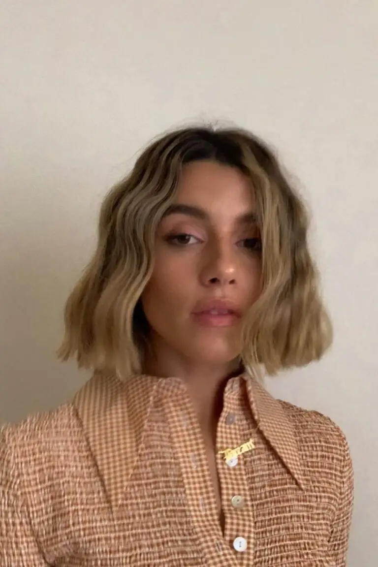 28 Effortless Summer Hairstyles for Short Hair You Need to Try! - Bangz ...